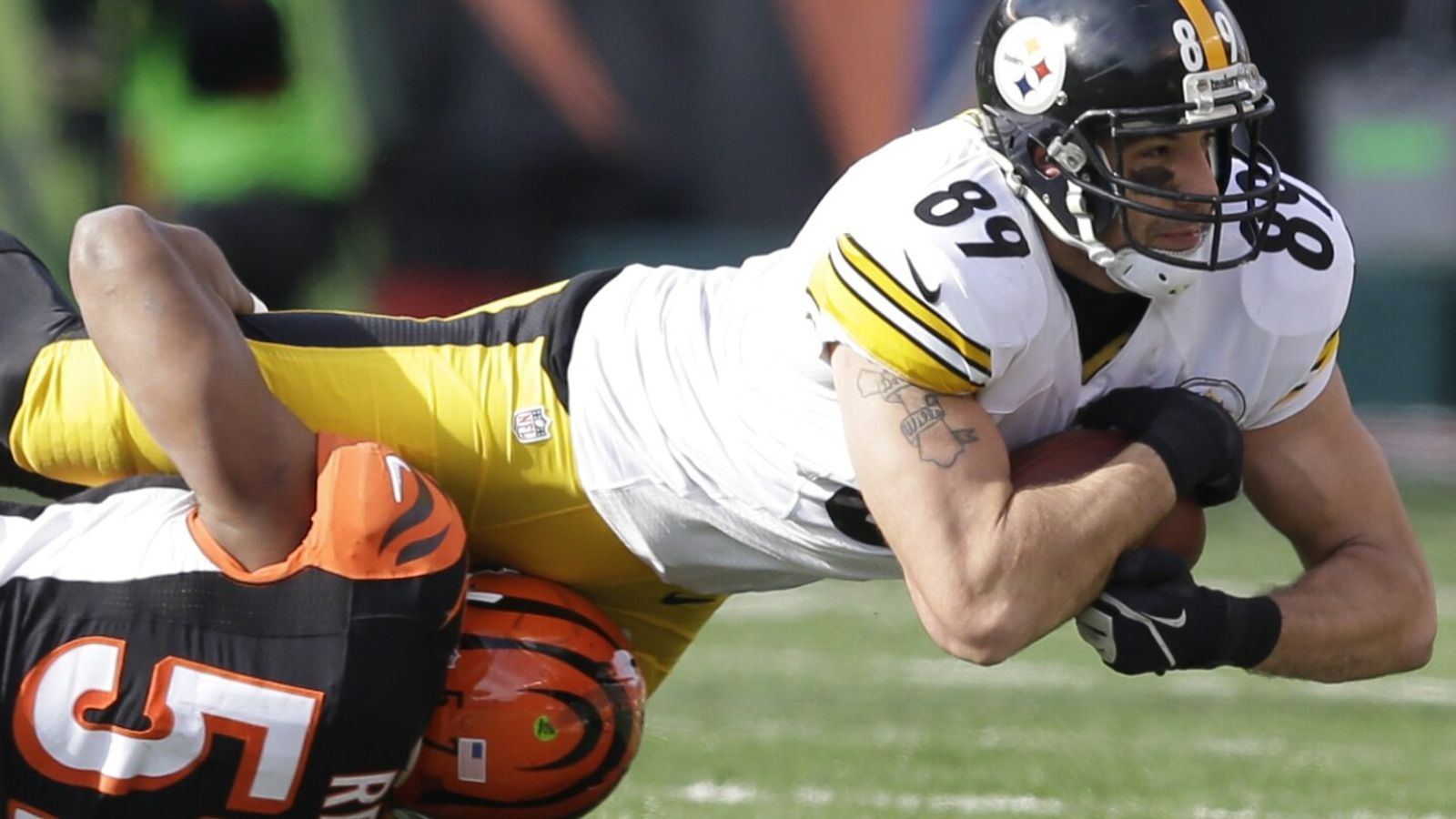Former Steelers TE Recounts How He Was Warned That Haloti Ngata Was ...