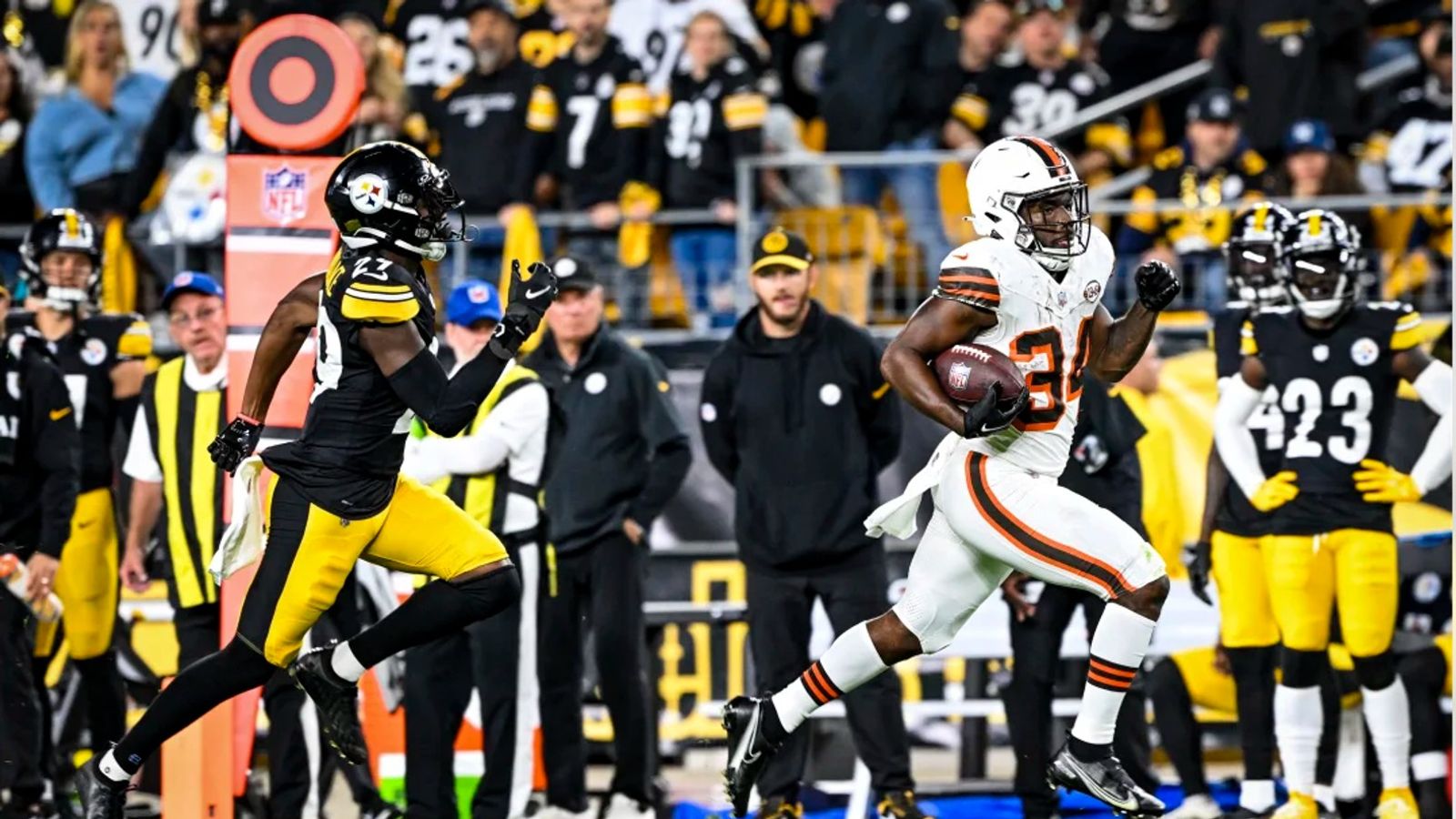 Steelers' Big Rivalry Matchup With Browns Will Come Down To Stopping ...