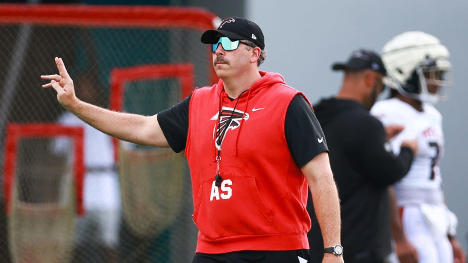 Steelers' Arthur Smith Might Not Have Full Autonomy Over The Offense ...