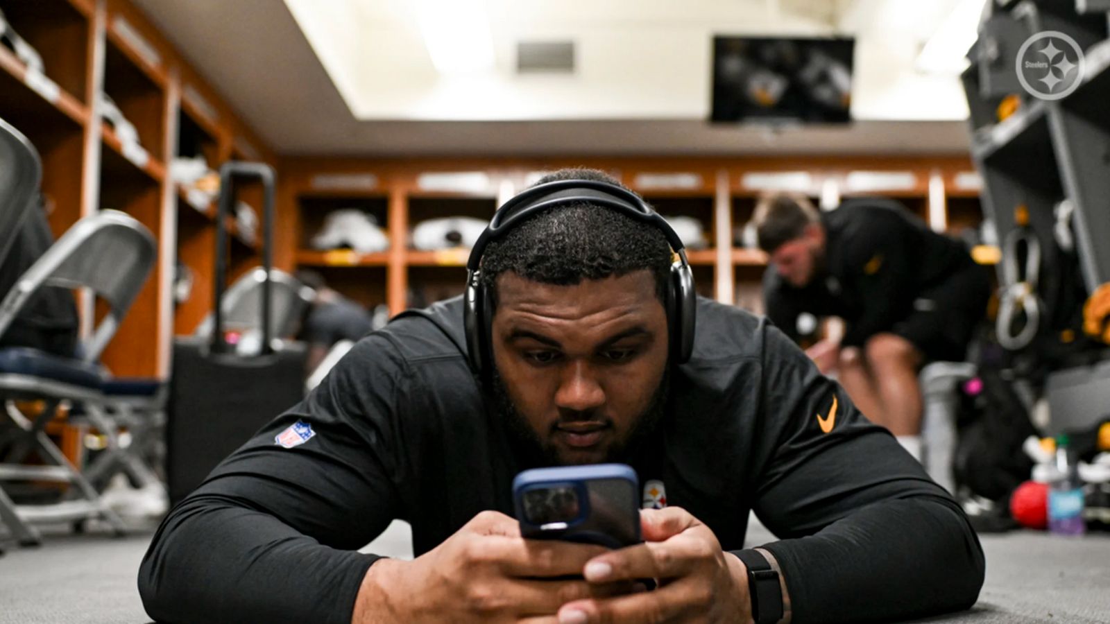 Steelers' Dan Moore Jr. Is Making Life Agonizing For Mike Tomlin And ...