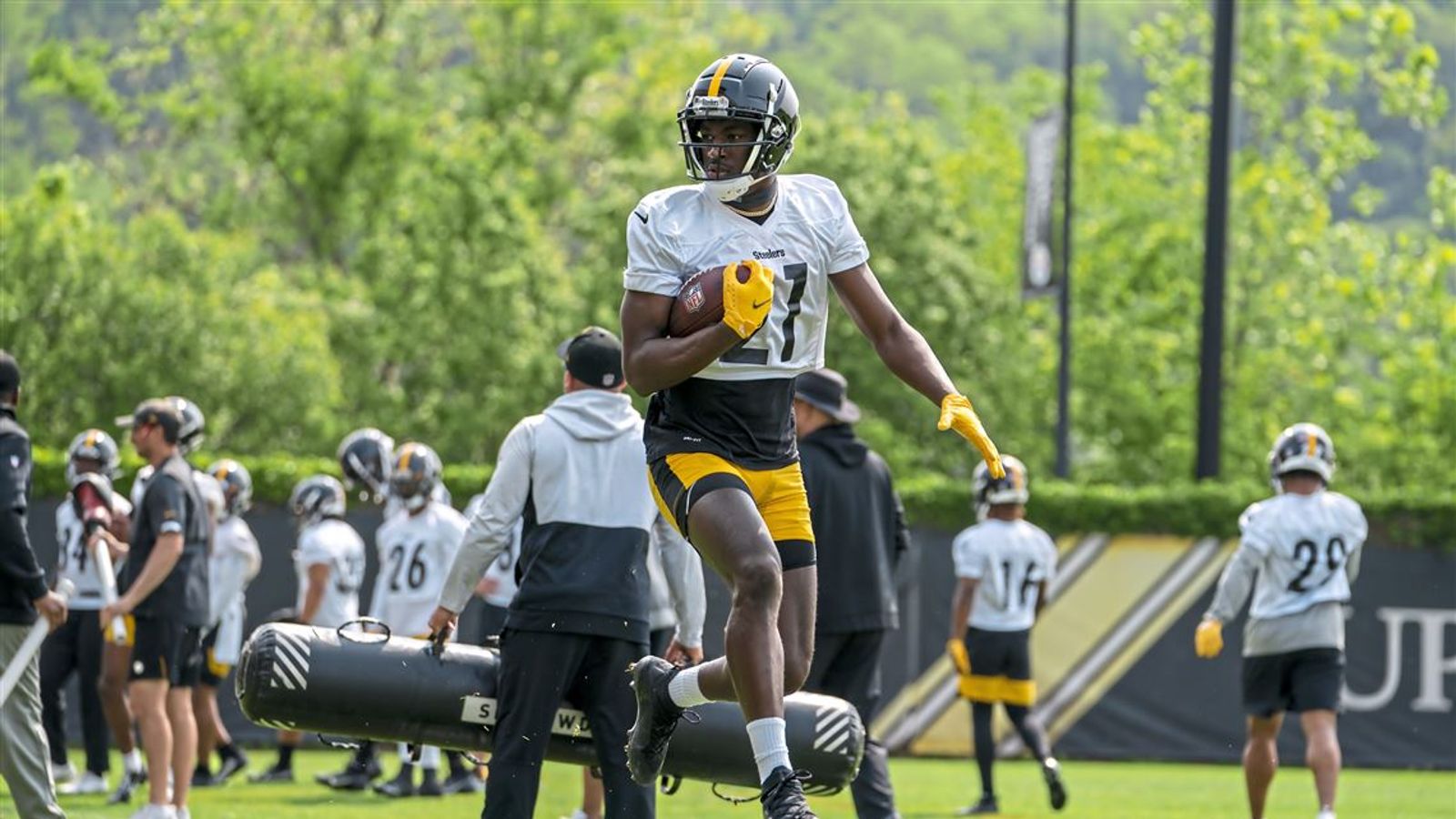 Steelers' Hakeem Butler Needs To Shine In Special Situations To Make ...