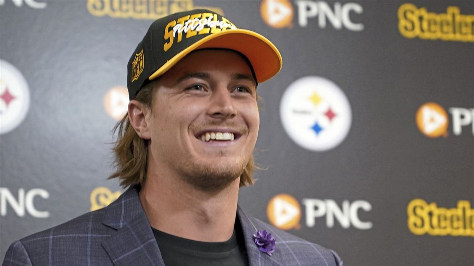 CBS Draft Expert Thinks Steelers Potential Selection Jaxson Dart Is ...