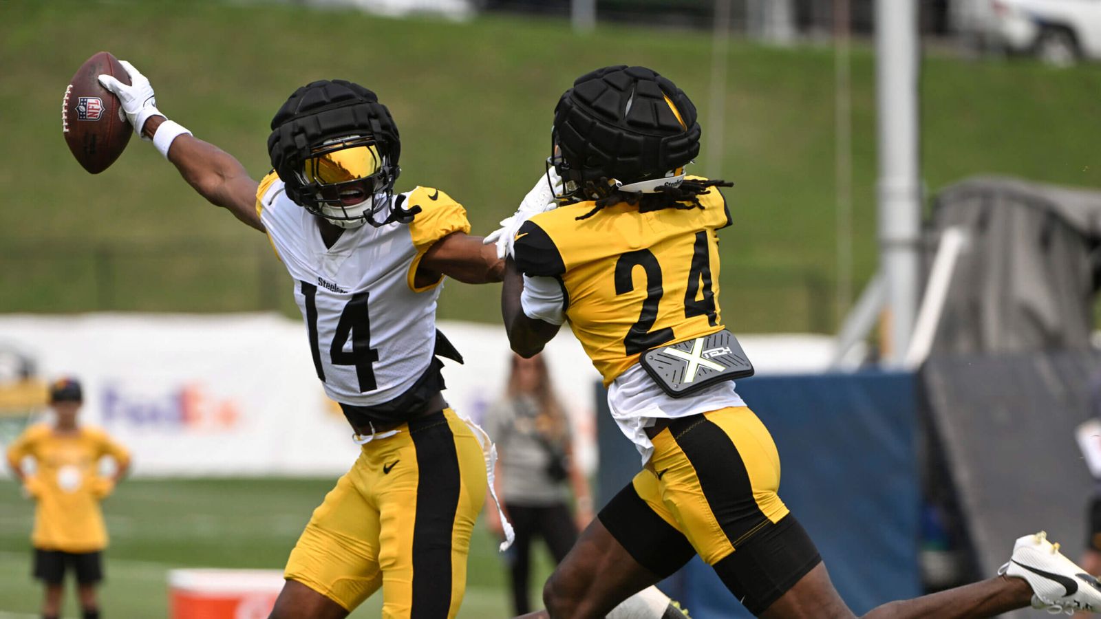 Steelers’ Joey Porter Jr. Sends Direct Message To George Pickens About Competing At Training Camp