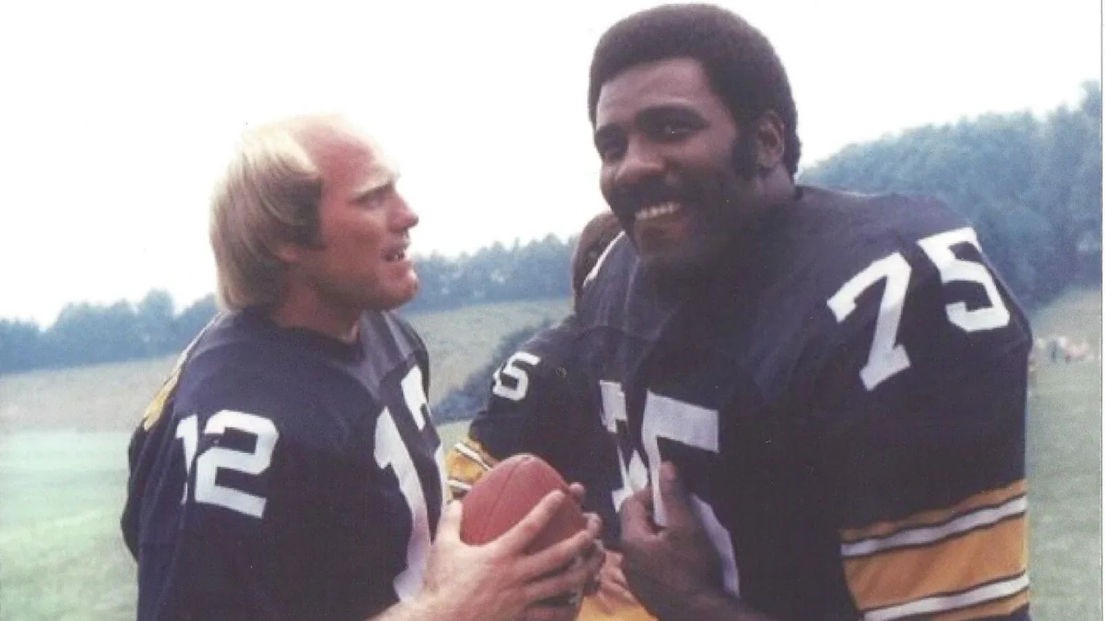 Steelers’ Terry Bradshaw Shares Unbelievable Story About “Mean” Joe ...