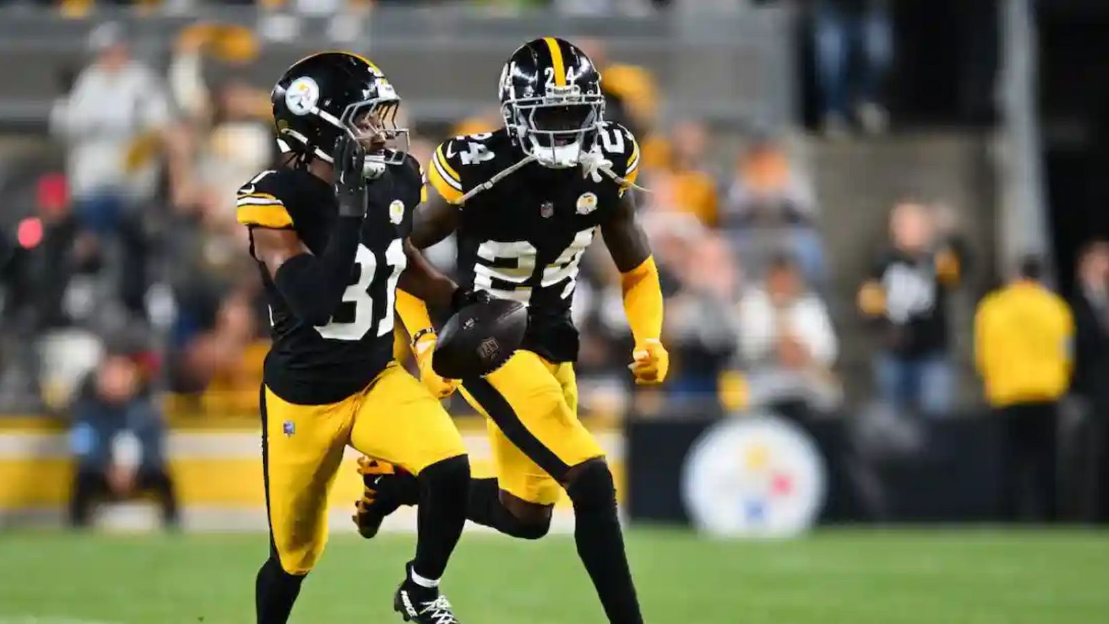 Steelers Fans Likely To See Their New Cornerback For The First Time On ...
