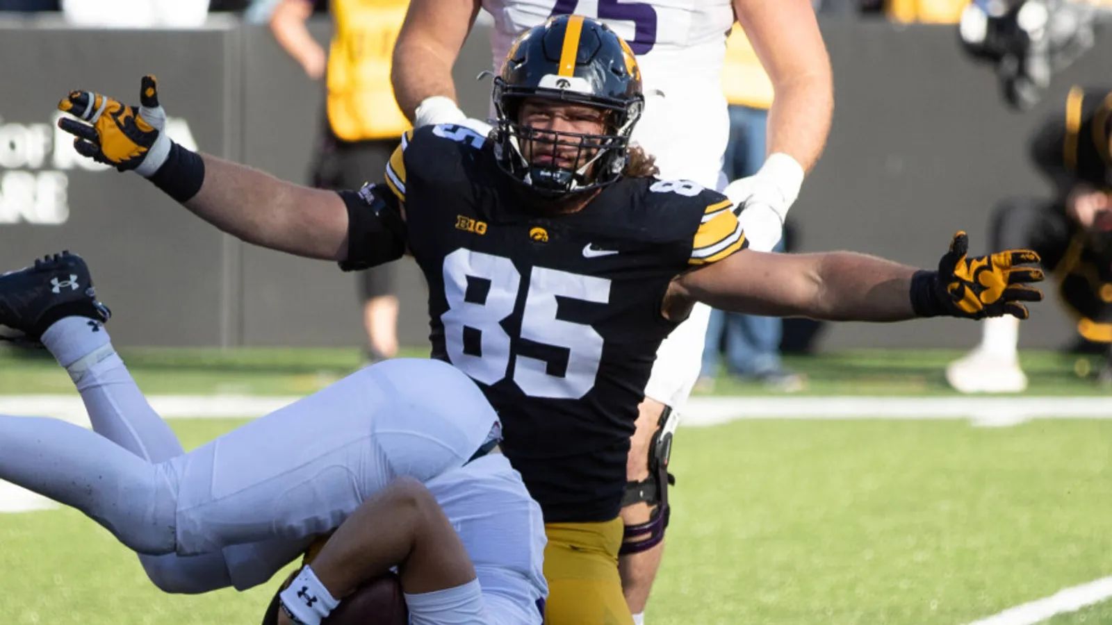 Steelers' Defensive Line Competition Has Plenty Of Intriguing Talent ...