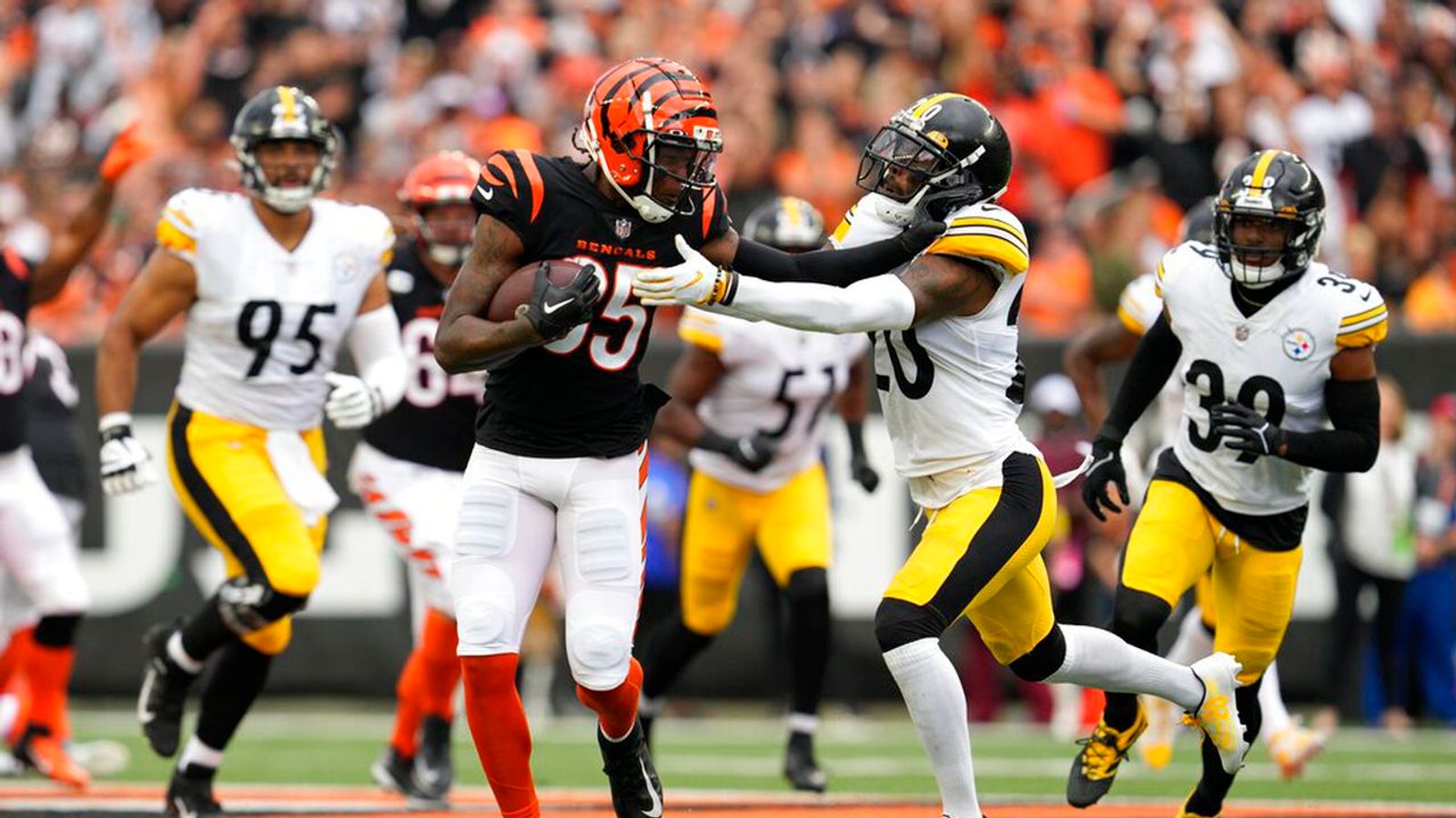 Steelers' Top 3 Options To Upgrade A Suddenly Sparse Wide Receiver Room