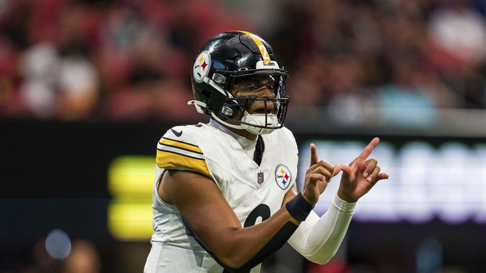 Steelers In Absolute "Disarray" After Miserable Fall Out With Justin Fields